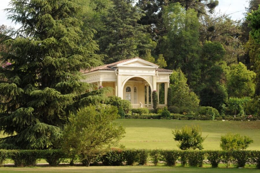 Santiago: Main Chilean Wineries Private Half-Day Tours - Who Will Love This Tour?