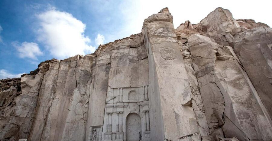 SILLAR ROUTE - AREQUIPA - The Itinerary: From Quarries to the Natural Wonders