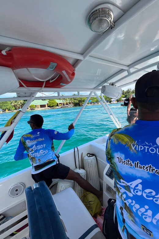 Sport Boat: Rosario Island, private island, Cholon & Baru - The Authenticity and Atmosphere