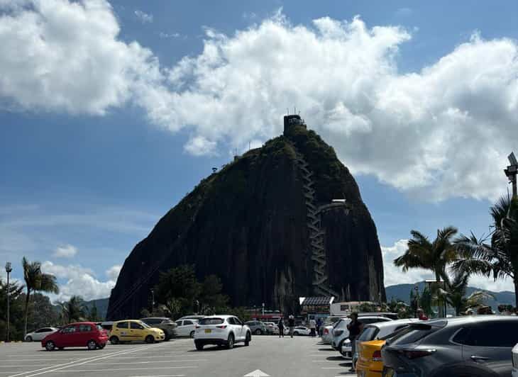 Tour Guatapé con visita a Granja de las Llamas y las Alpacas - The Peñol Rock and Reservoir