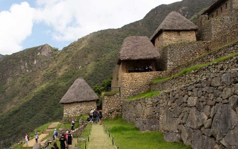TOUR TO MACHU PICCHU FULL DAY (CIRCUIT 4 + HUCHUY PICCHU) - What Makes This Tour Special
