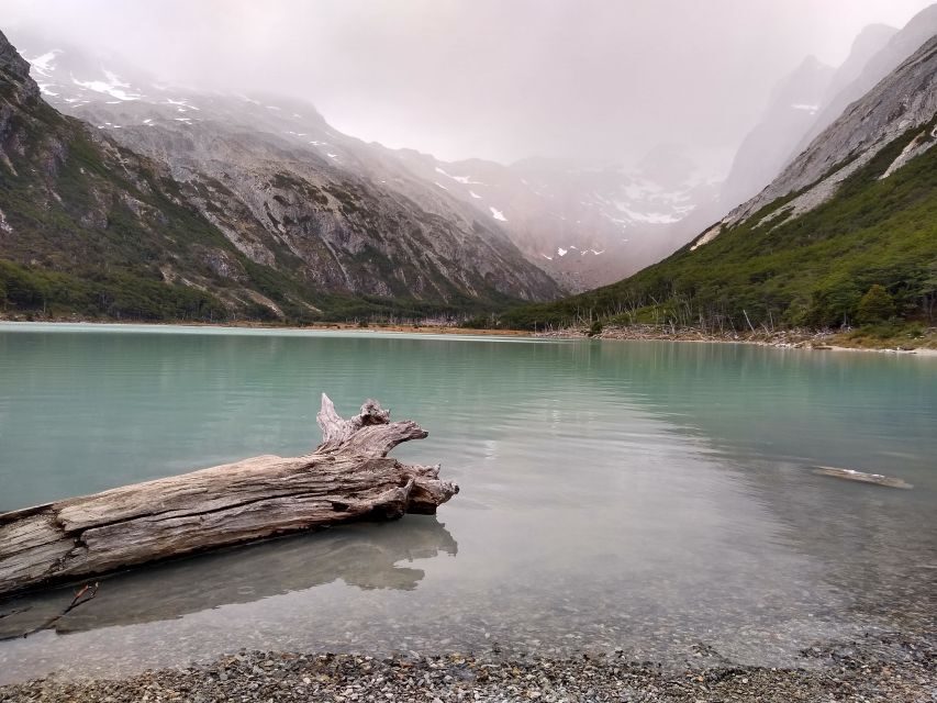 Trekking Esmeralda Lagoon - Practical Details and What to Expect