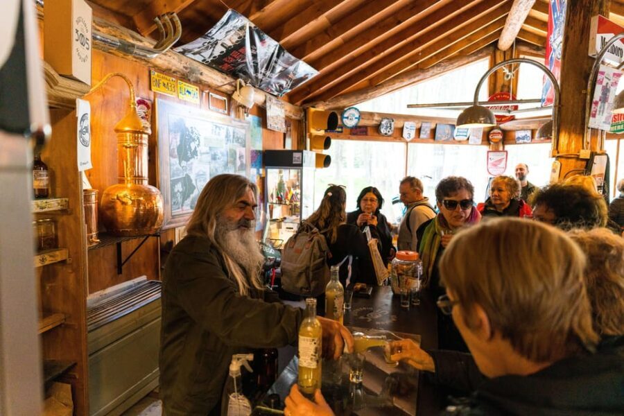 Ushuaia: Escondido & Fagnano Lakes Tour AM - What This Tour Offers in Terms of Value