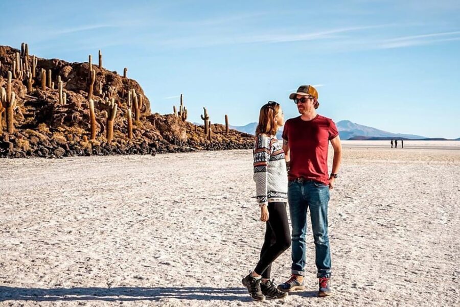 Uyuni: Full-day tour, Salt flats and Sunset experience - Detailed Itinerary Breakdown