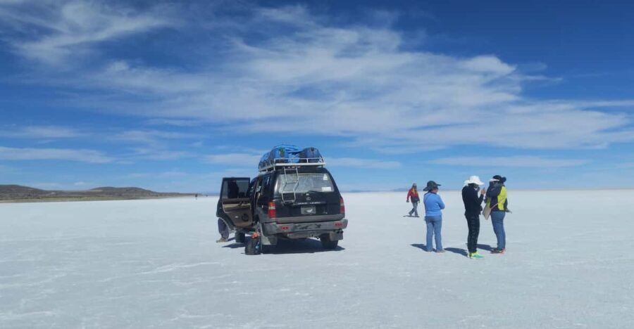 Uyuni Salt Flats Tour 1 day with guide in English - Who Should Take This Tour?