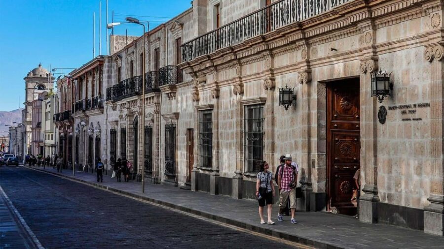 Walking tour of the historic center of Arequipa - What to Expect on the Tour