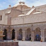 Walking tour through the Historic Center of Arequipa - Enjoying Volcano Views and Historic Neighborhoods