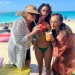 4hr Private Tour Island Hop Snorkel w/ Turtles & Sip Bahama Mamas - Exploring Sandy Cay & Gilligan’s Island