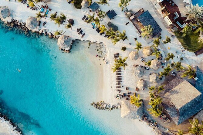 A Taste of Curaçao: City tour, Chobolobo & Mambo Beach Escape - The Chobolobo Distillery: Learning and Tasting Curaçao’s Blue Liqueur