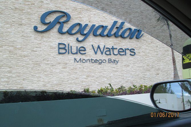 Airport transfer with Uber Montego Bay - The Experience in Practice