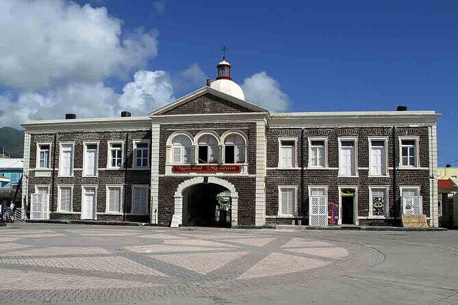 An Exciting, Scenic and Historical Island Tour - A Detailed Look at the Itinerary