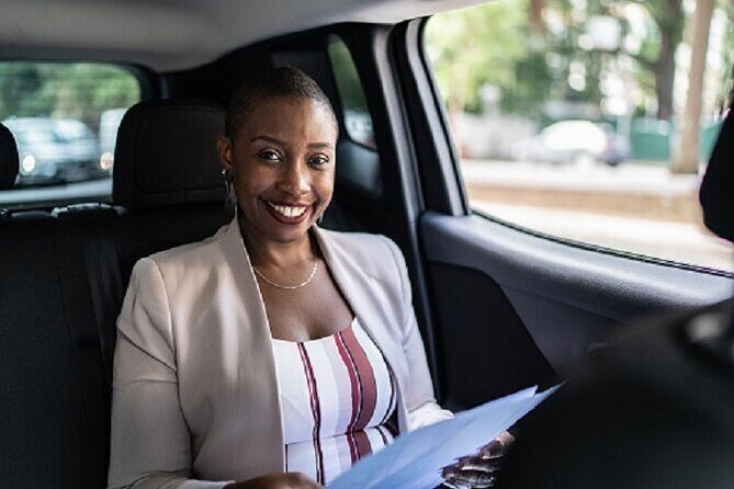 Antigua Airport Private Roundtrip Transfer to and from Royalton Antigua Resort - What to Expect at the Airport