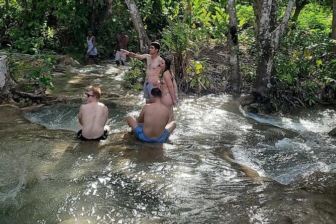 Aqua Explorer in Ochi Rios Jamaica - A Detailed Look at the Aqua Explorer Tour