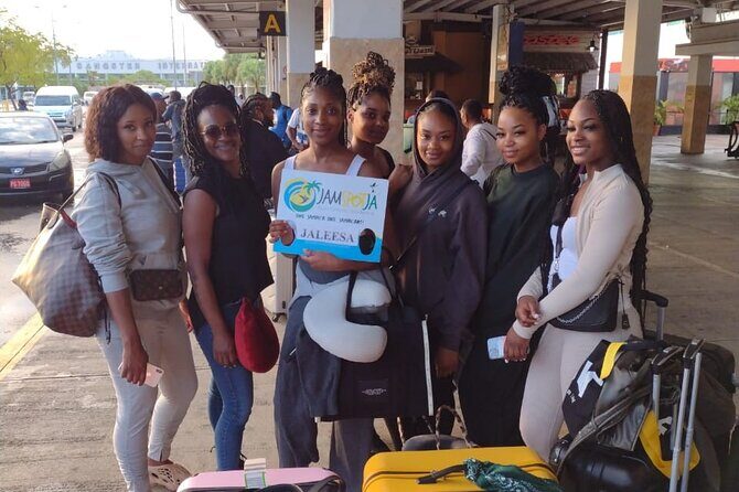 Bahia Principe Luxury and Grand Airport Transfer from Montego Bay - Comfort and Safety