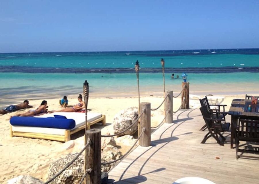 Bamboo Blu Beach Club and Ocho Rios Sightseeing Experience - What You Can Expect at Bamboo Blu