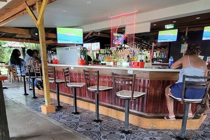Bars hopping montego Bay - The Practicalities: Pricing, Group Sizes, and Inclusions