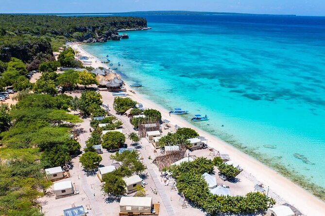 Bay of Eagles VIP : Full Day to Paradise From Santo Domingo - The Itinerary in Detail