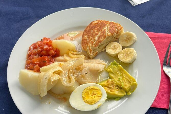 Bermudian Cooking Class" and Walking Shared Tour - Exploring Devonshire Parish on Foot