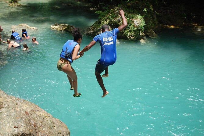 Blue Hole and Dunn's River Falls Private Combo Tour Ocho rios - Who Is This Tour Best For?