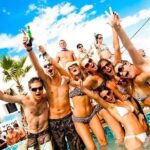 Boat Party with Drinks and Snacks with Transportation Included - Who is This Tour Best Suited For?