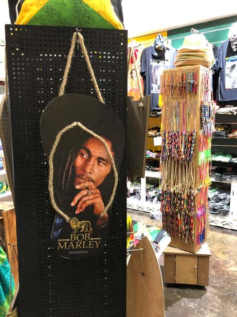 Bob Marley 9 Mile Tour from Montegobay and Falmouth - What Travelers Can Expect