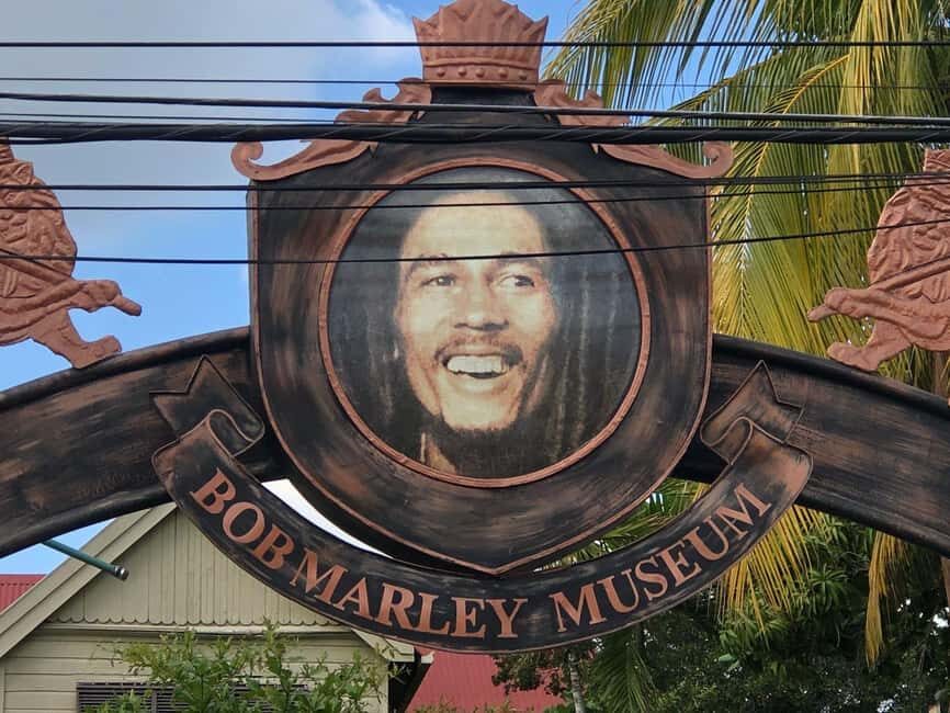Bob marley 9 Miles & Dunns River Tour from Ocho Rios - Jamaican Cuisine and Relaxation