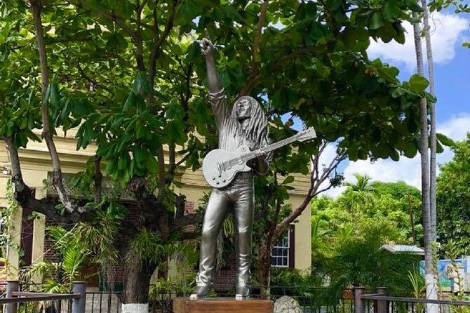 Bob Marley Museum Admission & Kingston Sightseeing Tour from Ocho Rios - Transportation and Practical Details