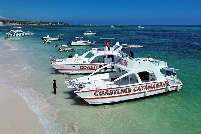 Boots and Booze in Punta Cana, A COUNTRY Party Boat Cruise - What Do Guests Say?