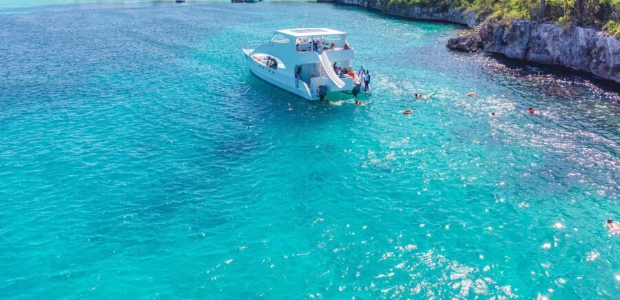 Catalina Snorkeling at The Wall & Altos de Chavón Tour - Why This Tour Stands Out