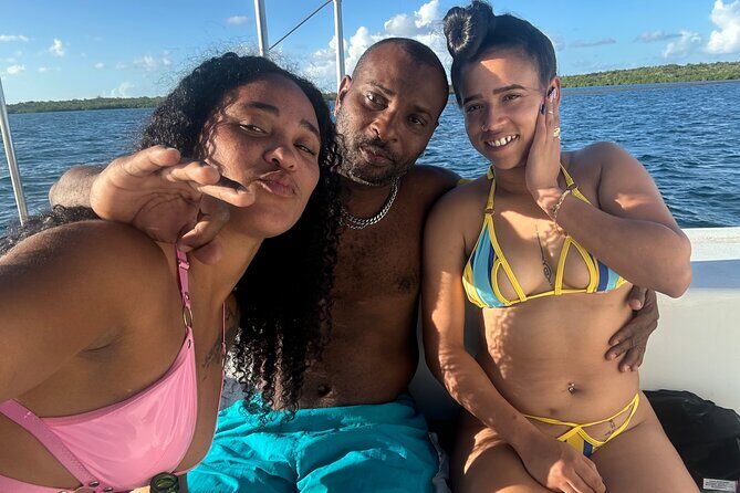 Catamaran private charter - The Experience from the Traveler’s Perspective