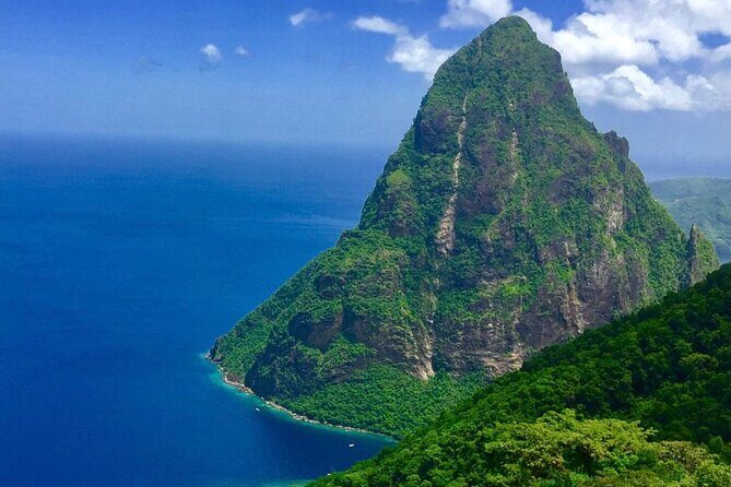 Cruise Port and Airport Arrival Transfers to Hotels in St. Lucia. - Who Will Love This Service?