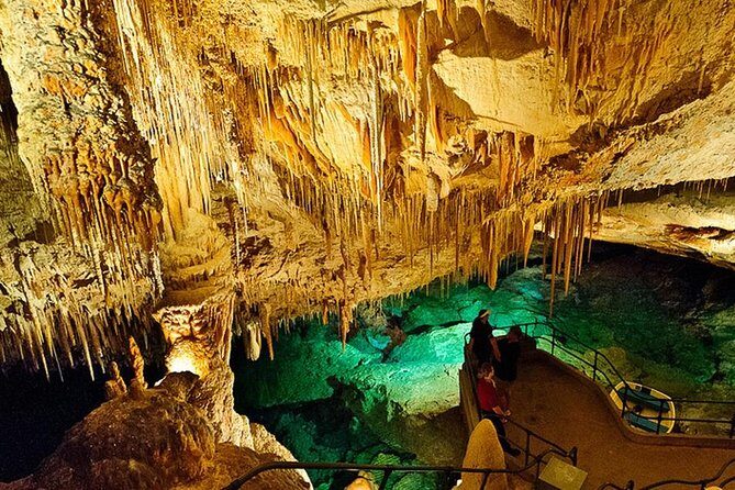 Crystal Caves, Hamilton Shopping and Beach Tour - Who Would Love This Tour?