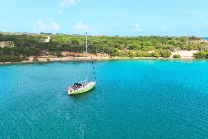 Curacao Private Boat Tour Deluxe with Lunch - The Experience in Action: Authentic Feedback