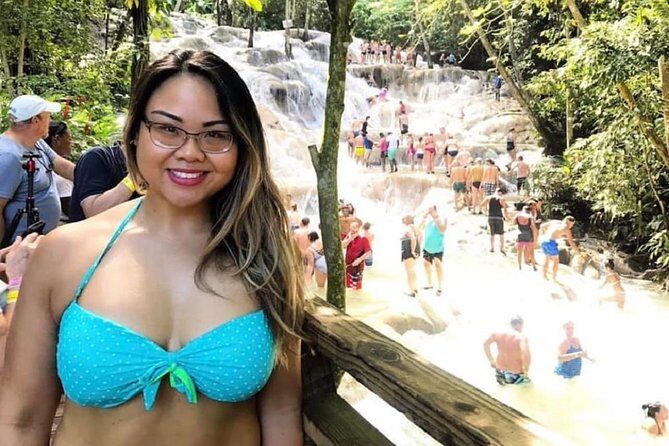 Dunn's River Falls and Fern Gully Highlight Adventure Tour from Runaway Bay - Dunn’s River Falls: Climbing a Caribbean Icon