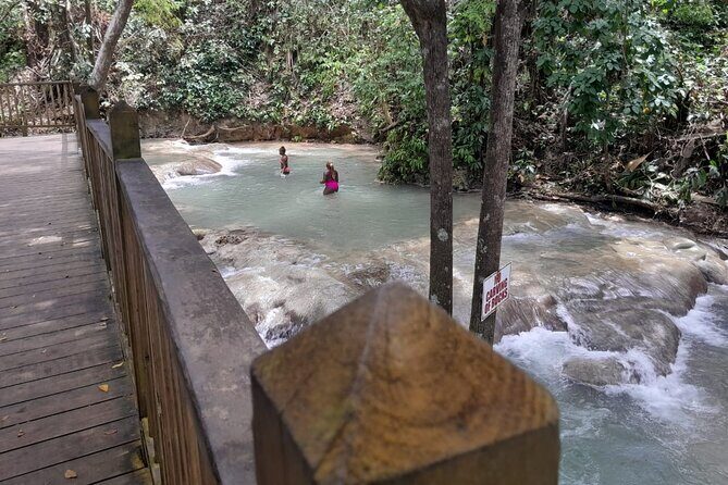 Dunns River Falls Taxi from Hotels and Airbnb/Villa in Ocho Rios - The Drop-Off at Dunns River Falls: What to Expect