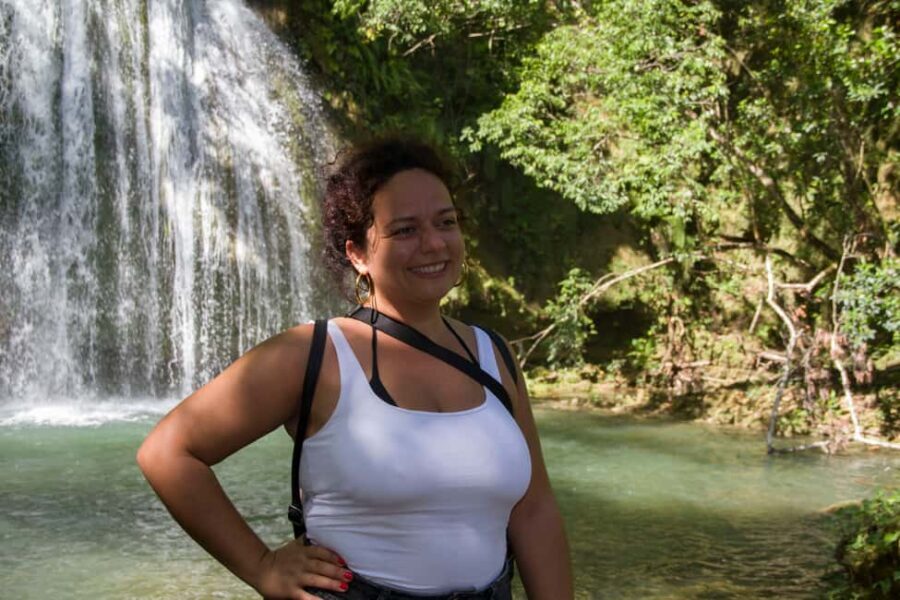 El Limón: Waterfall Hiking Tour with Lunch - The Waterfall and Swimming Experience