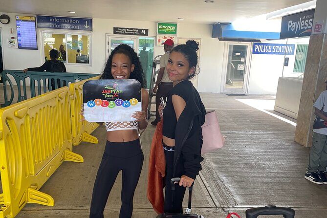 Excellence Oyster bay EXCLUSIVE private airport transfer - Authentic feedback from travelers