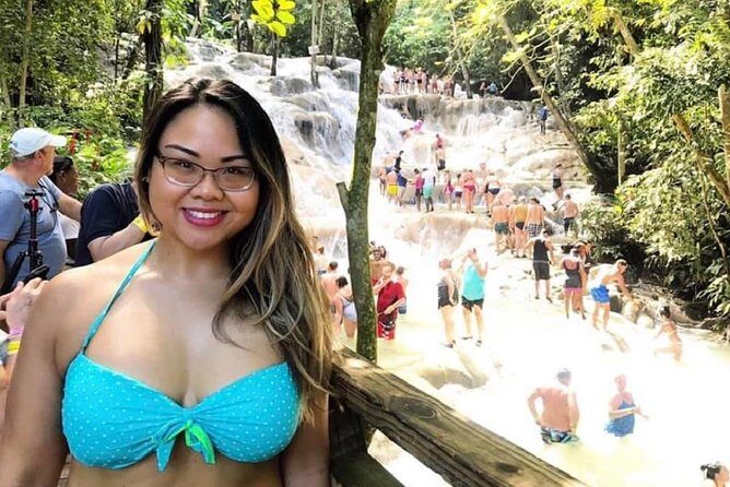 Falls Flyer Zipline and Dunn's River Falls Adventure Tour from Falmouth - FAQ