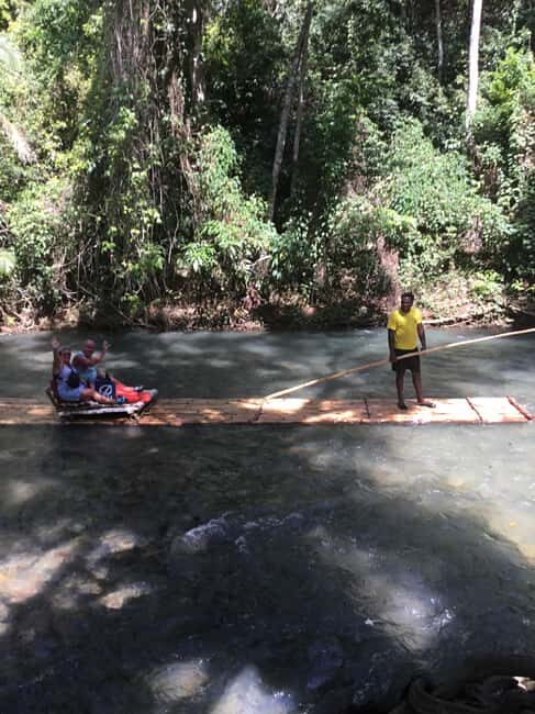 Falmouth: Bamboo Rafting and Dunn's River Falls Tour - What Our Reviews Say