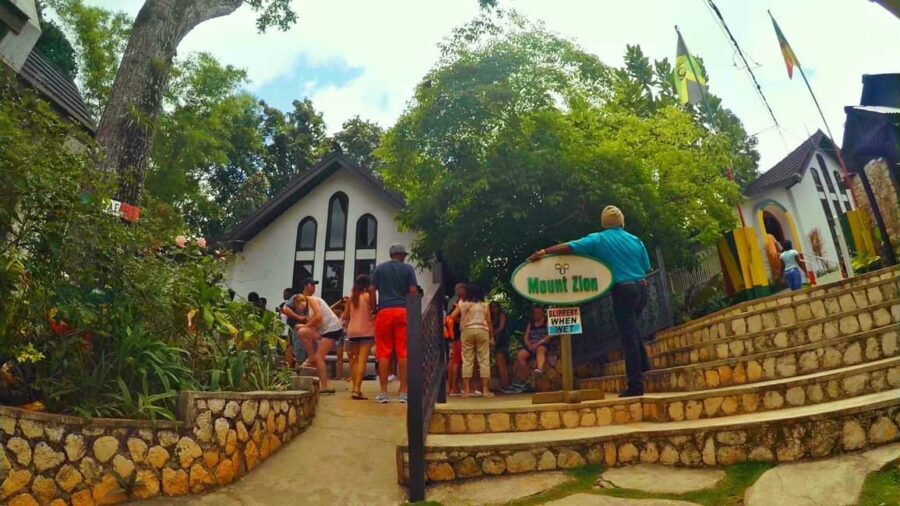 From Montego Bay: The Bob Marley Guided Tour of Nine Mile - Visiting Nine Mile and Bob’s Community