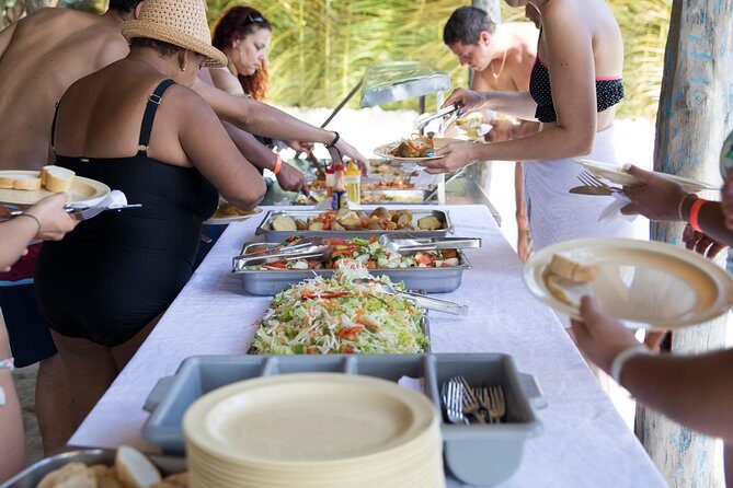 From Punta Cana: Saona Island & Altos de Chavon Day Trip with Lunch and Open Bar - Lunch and Drinks: Good Value, Average Quality