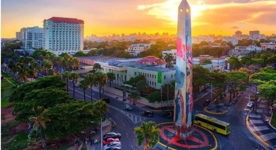 Full Day in Santo Domingo, Exclusive - Key Points