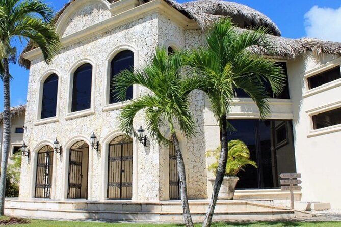 Guided Tour to Don Lucas Cigars Factory and Souvenirs Store - Who Should Consider This Tour?