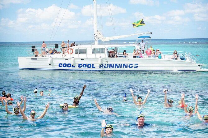 Half-Day Private Catamaran And Dunn's River Falls Tour in Ocho - Who Will Love This Tour?