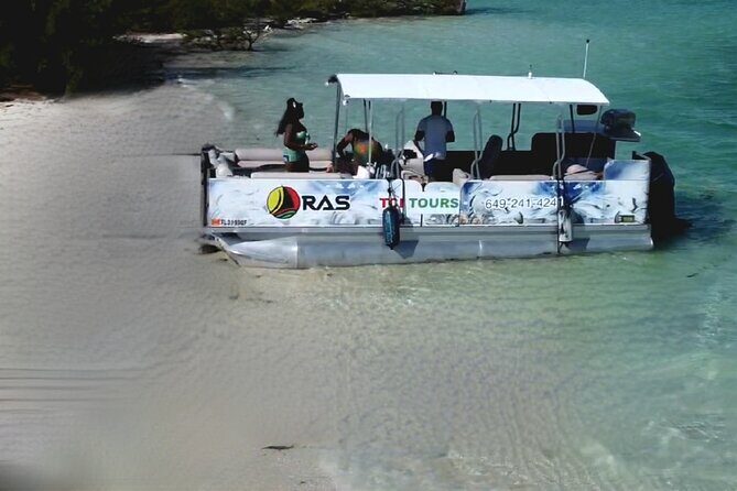 Half Day Private Charters in Iguana Island for 8pax - Practical Details and Tips