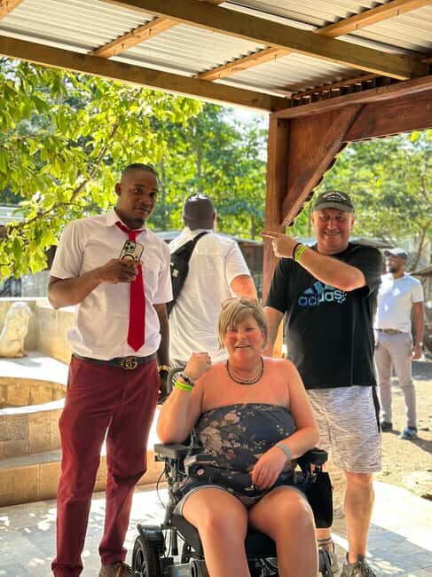 highlight tour bamboo Rafting, Doctor cave beaches - Practical Details & What to Expect