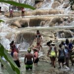 Horseback ride Dunns River and Blue hole with transport included - FAQ