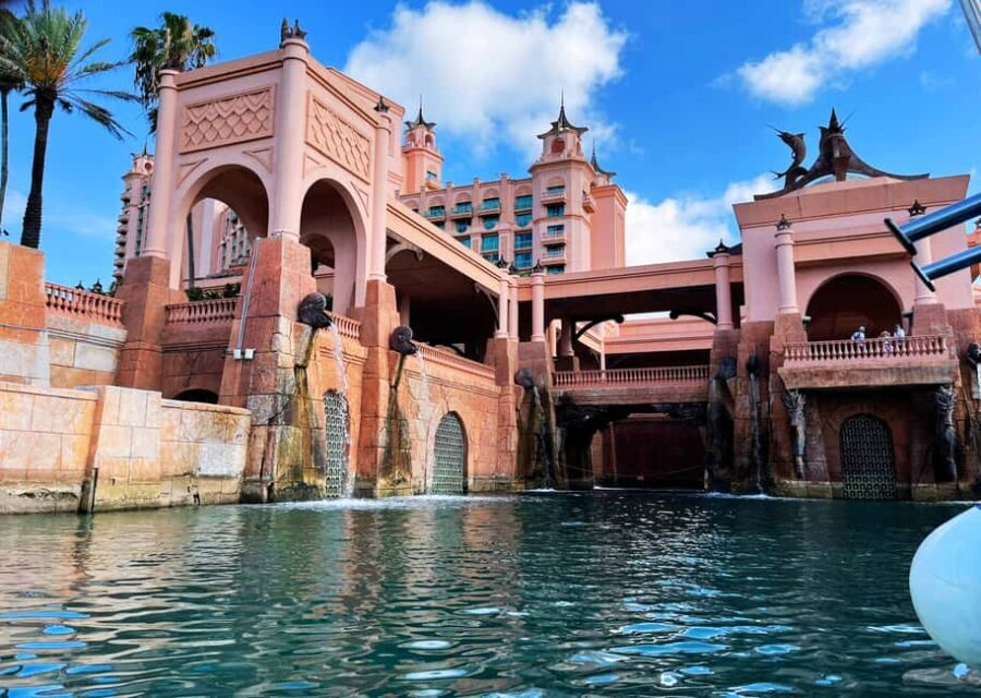 Invisible Boat & Snorkeling Experience at Nassau - What Makes This Tour Stand Out