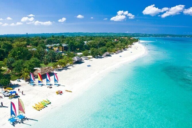 Jamaica Negril Beach & Ricks Cafe from Montego Bay or Falmouth - Who Will Love This Tour?
