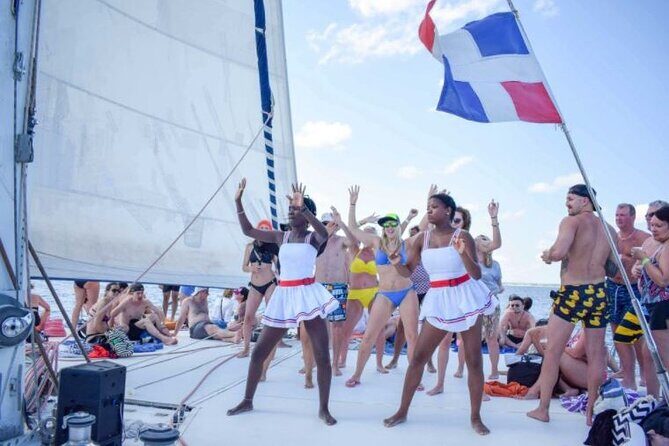 Lopesan Costa Bávaro Resort - Punta Cana Airport Transfer - The Transportation Experience: Comfort and Convenience